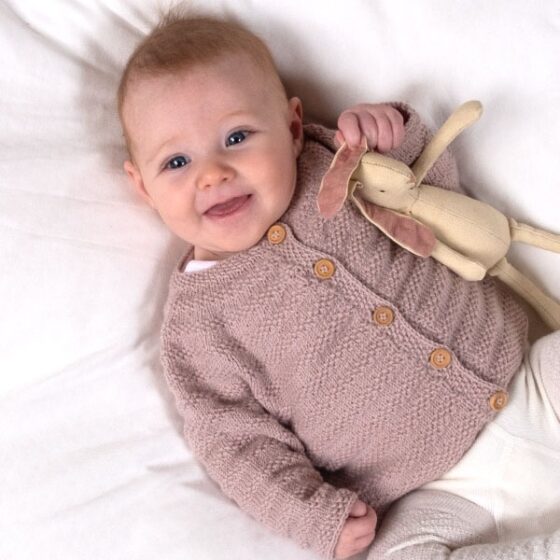 Babystrikk - Strikk til baby - Unike strikkeoppskrifter med garn
